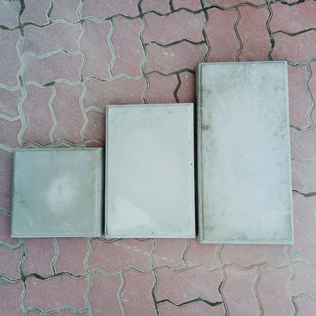 Home Store Precast Stepping Stone Slab For Gardening & Landscape 12 ...